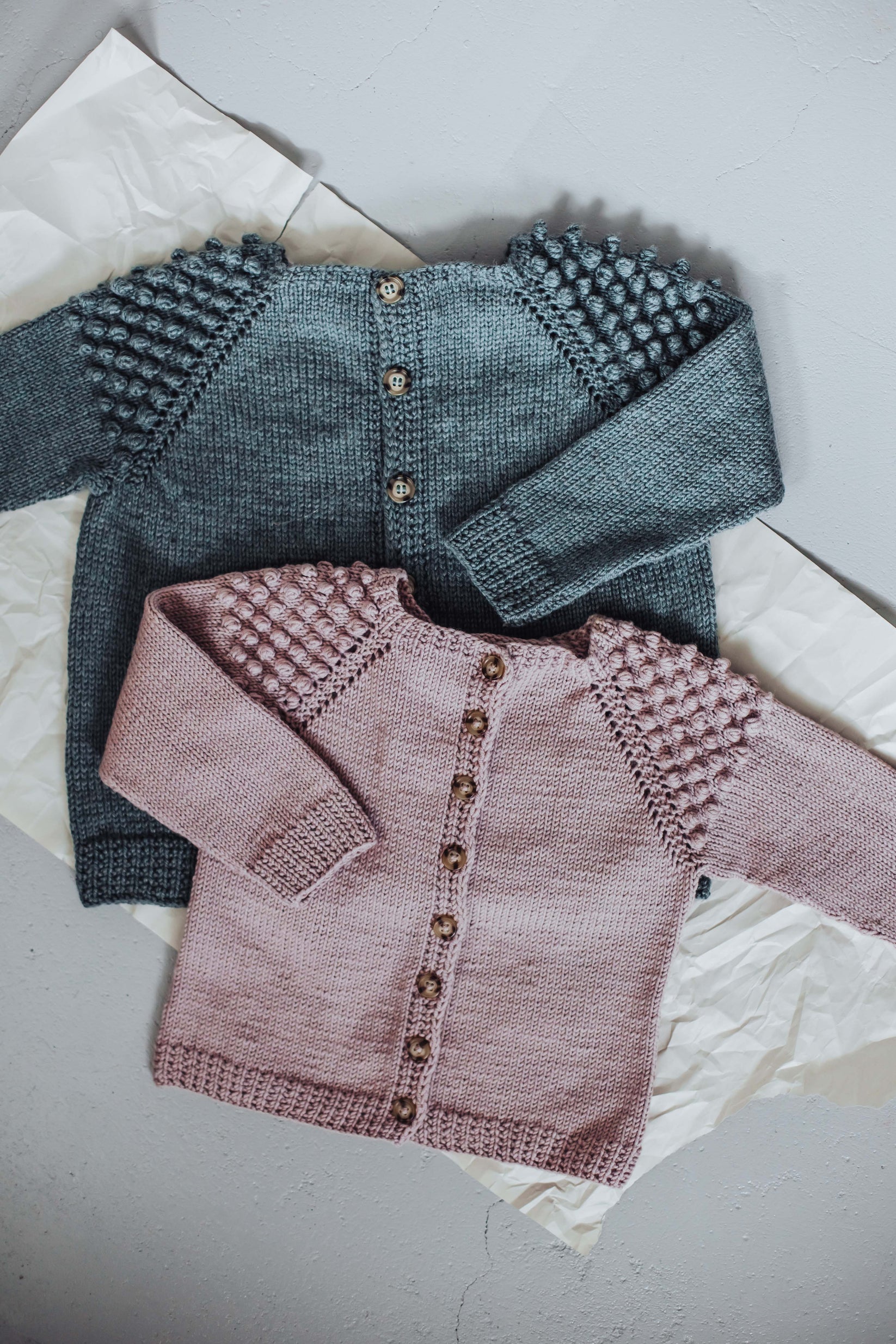 NÁTTSÓL cardigan – STROFF