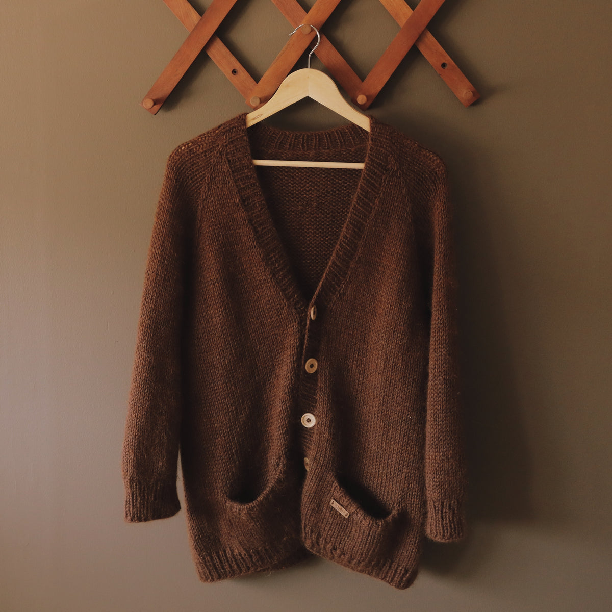 Mokka cardigan – STROFF